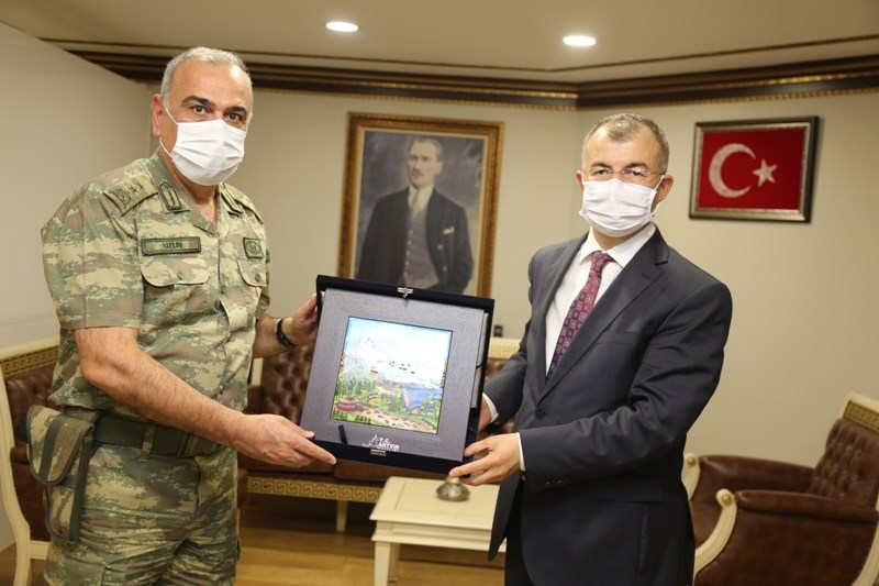 Erzurum 9. Kolordu Komutanı Tümgeneral Erhan Uzun, Artvin’de Erzurum 9. Kolordu Komutanı Tümgeneral Erhan Uzun, Artvin’de